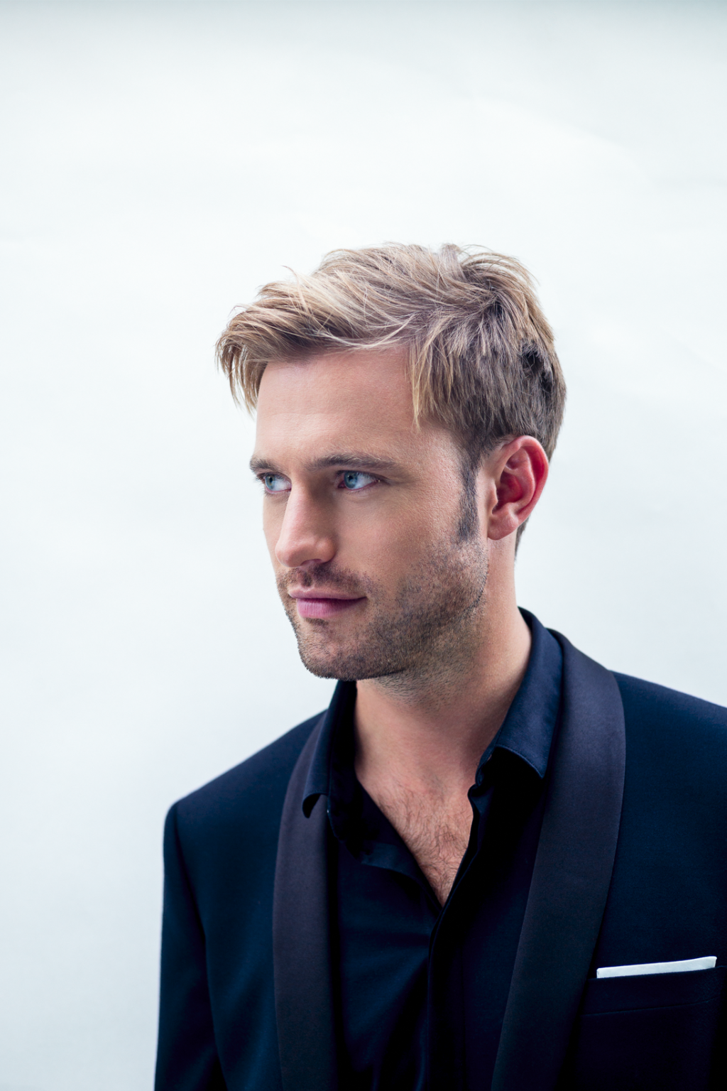 BENJAMIN APPL : "J'ai l'impression, quand je chante des lieder, de ...