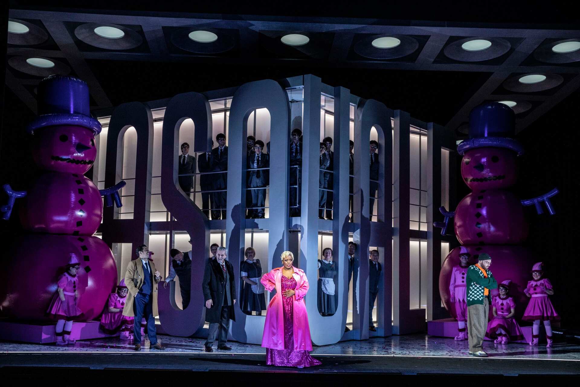 "Y'a plus de saison" : l'Opéra de Nancy transforme Don Pasquale en ...